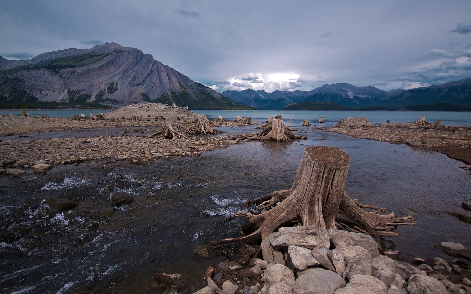 Download Nature River HD Wallpaper