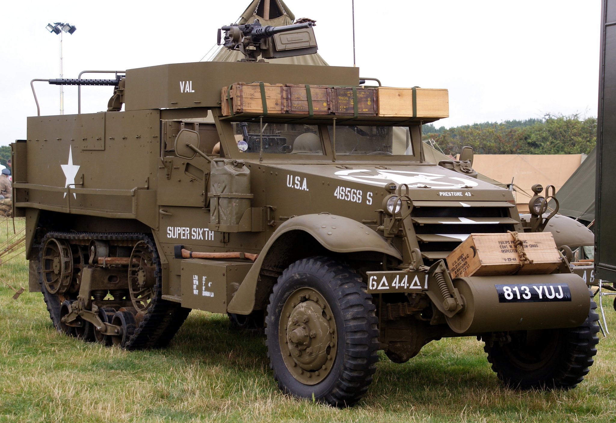 Download Military M3 Half-track HD Wallpaper