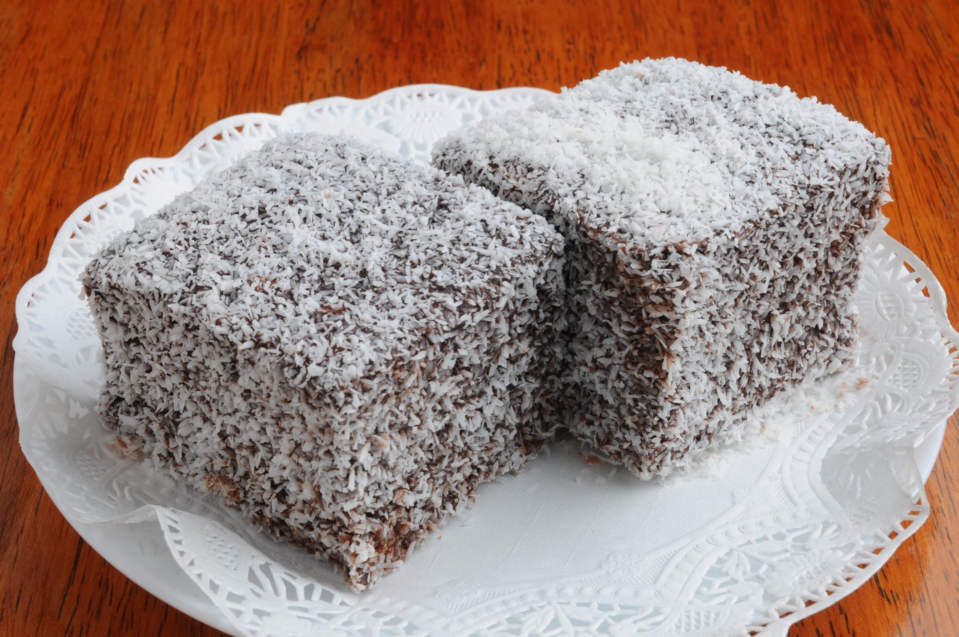 Download Lamington Food Cake 4k Ultra HD Wallpaper