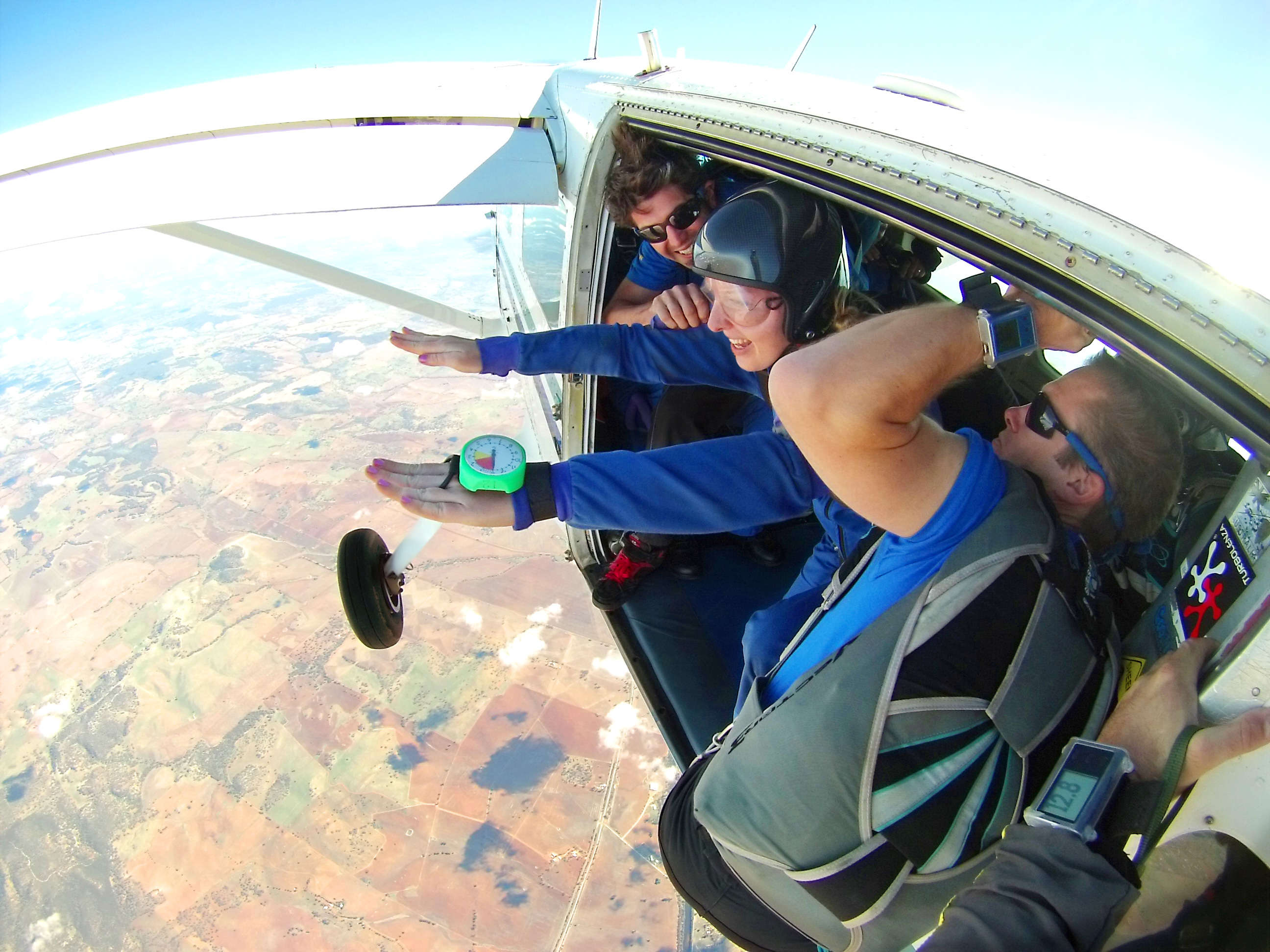 Download Skydiving Sports HD Wallpaper