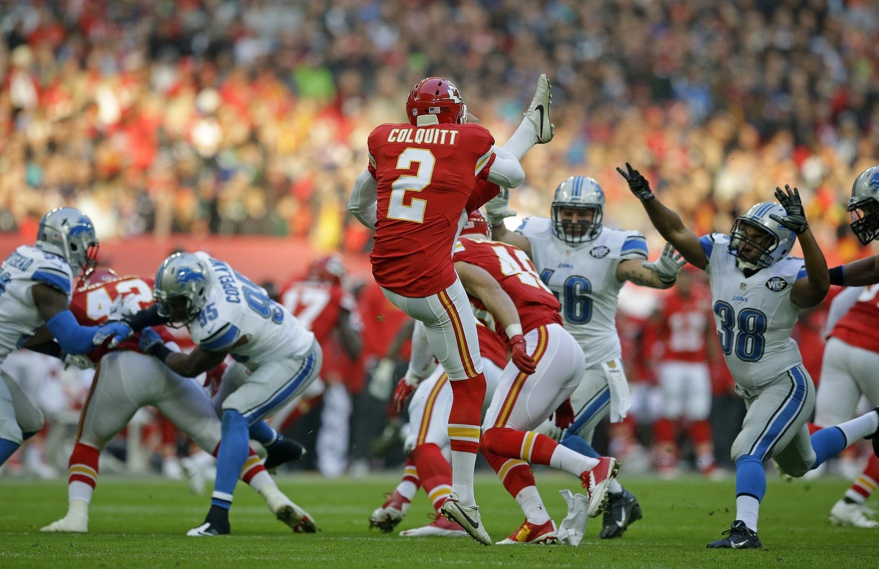 Kansas City Chiefs Action: Dynamic HD Sports Wallpaper