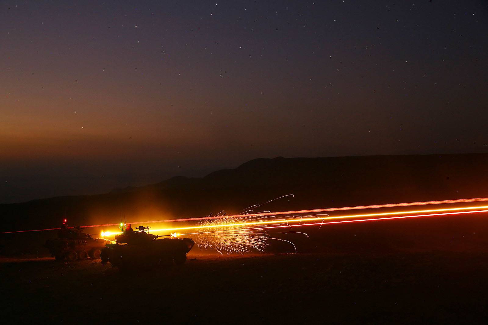 Download Military LAV-25 Wallpaper | 1600x1066 | Wallpaper Abyss