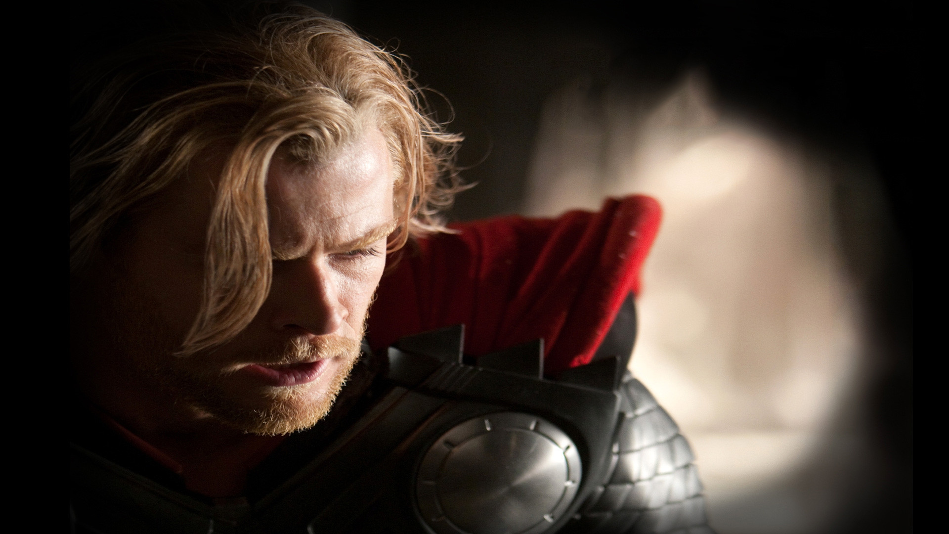 Thor HD Wallpaper: The God of Thunder in Action