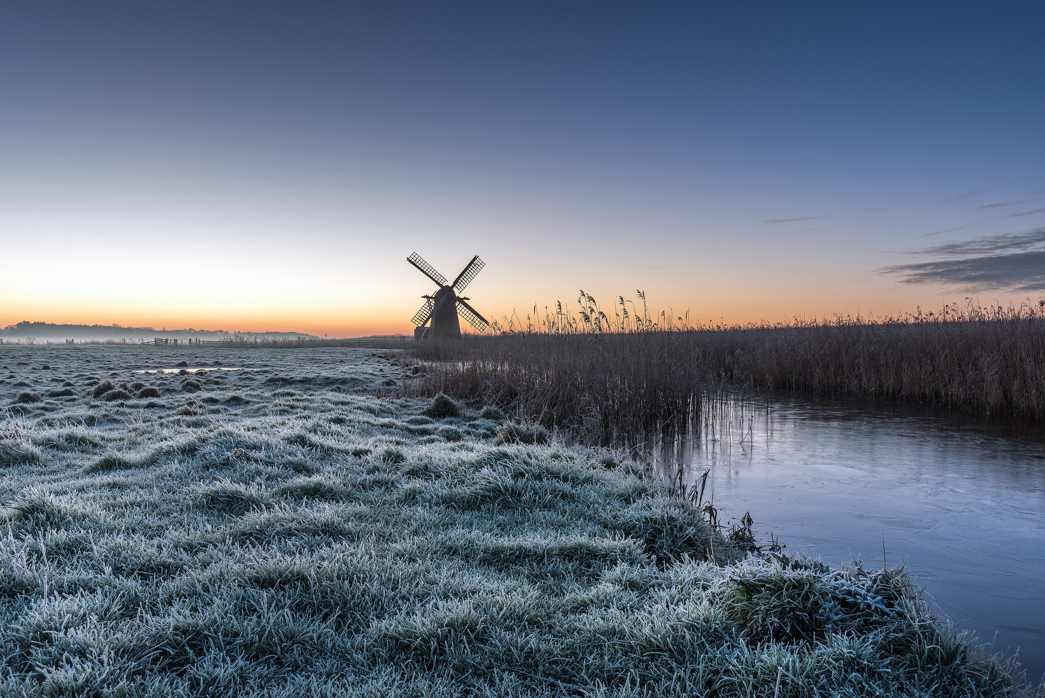 Wallpaper Blue Windmill