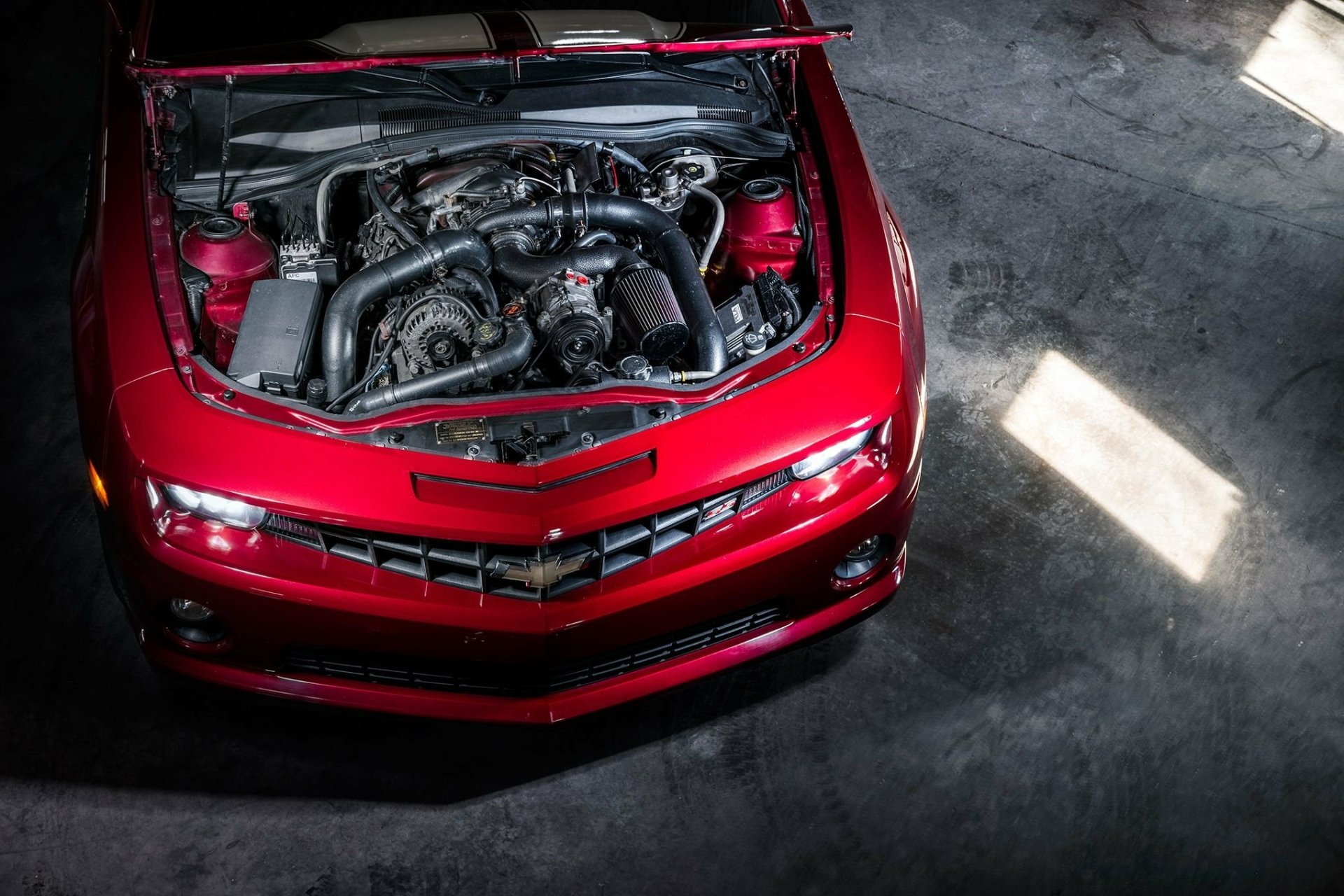 Download Engine Chevrolet Vehicle Chevrolet Camaro HD Wallpaper