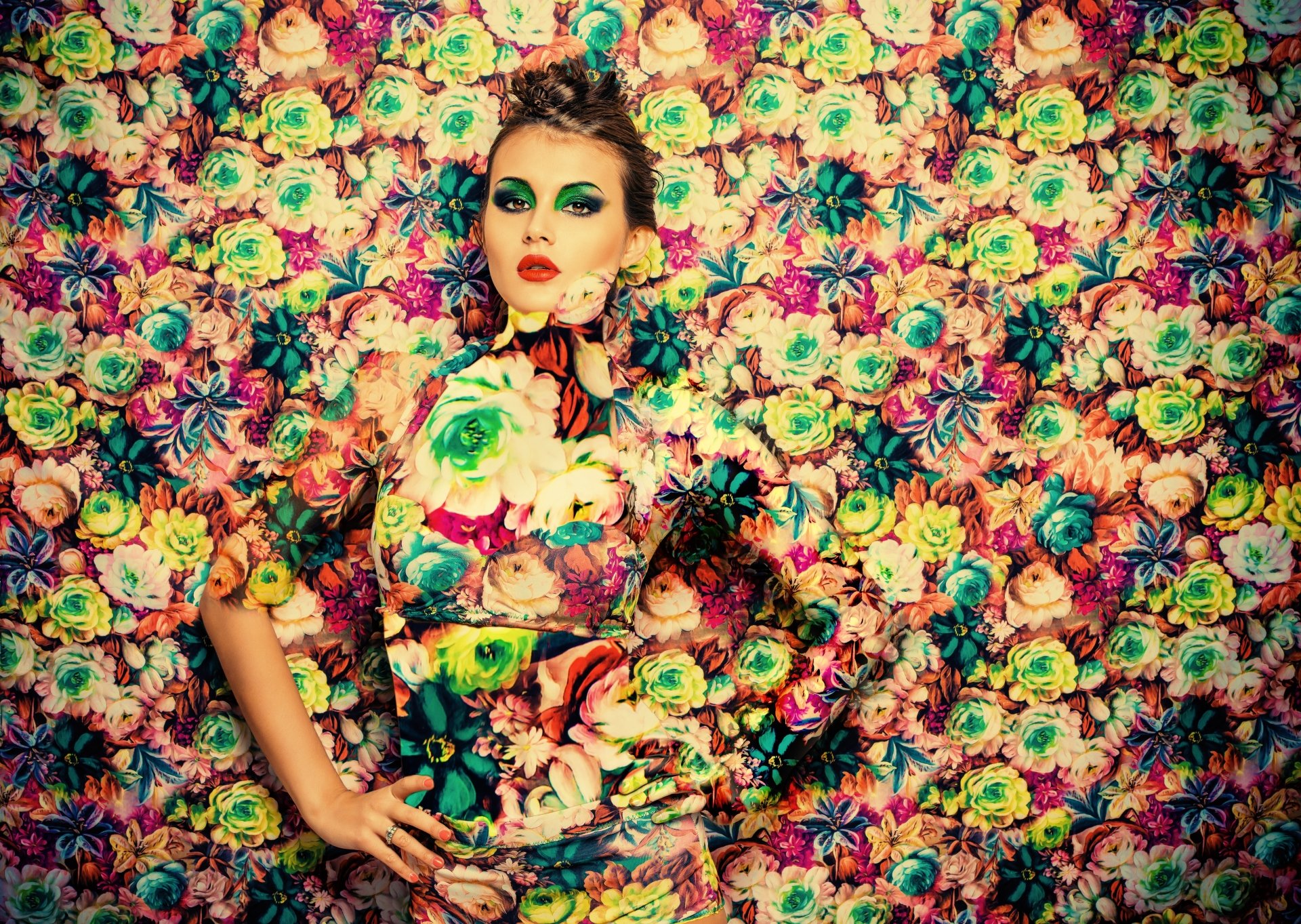 Floral Fusion: Artistic Brunette Model in Colorful 4K Ultra HD Tattoo ...