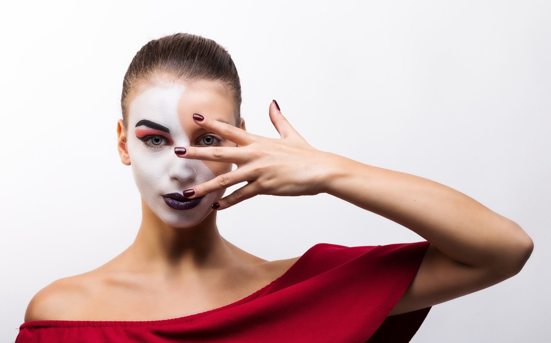 Download Face Lipstick Makeup Model Woman Artistic HD Wallpaper