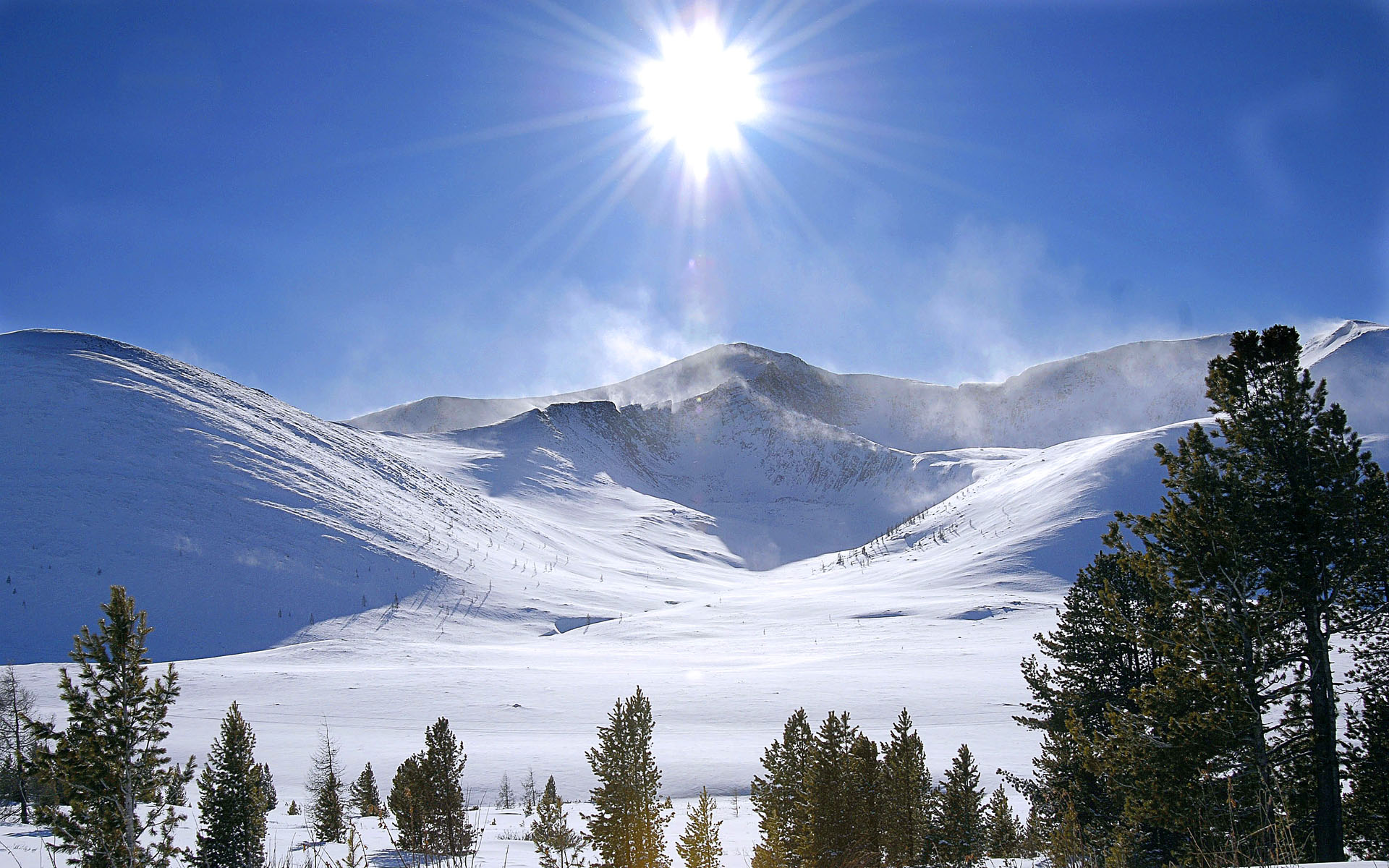 Stunning Mountain Nature in HD Wallpaper