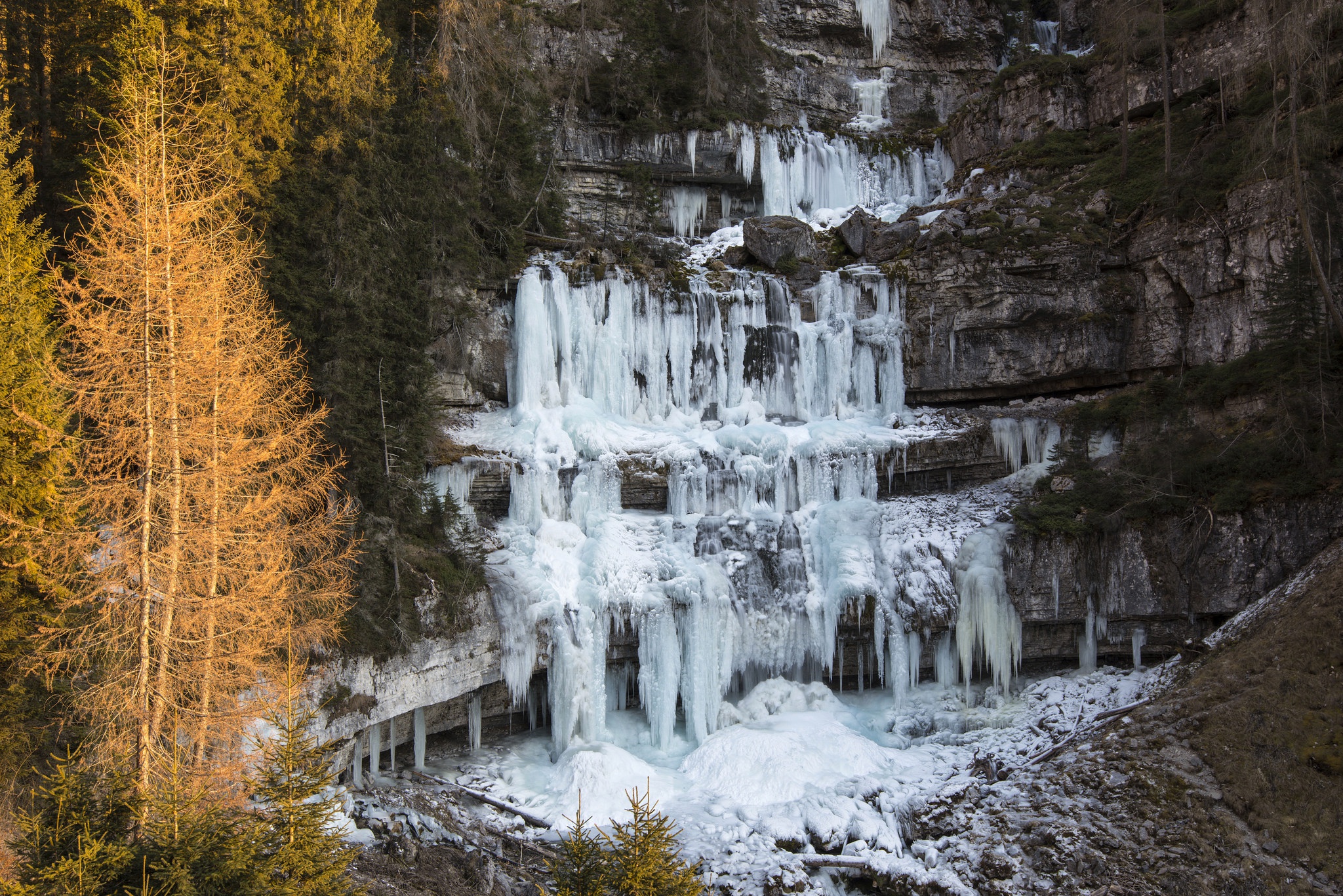 Download Frozen Ice Winter Nature Waterfall HD Wallpaper