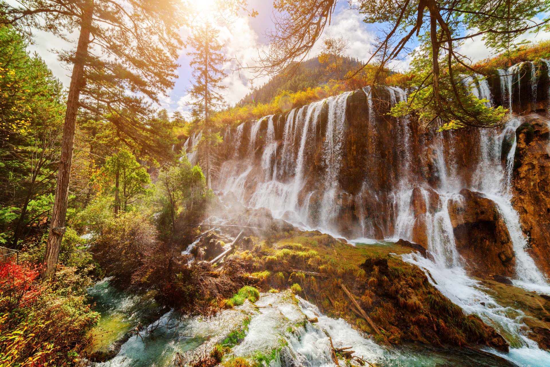 Serene Fall Waterfall: A 4K Ultra HD Nature Escape | 6000x4004 ...