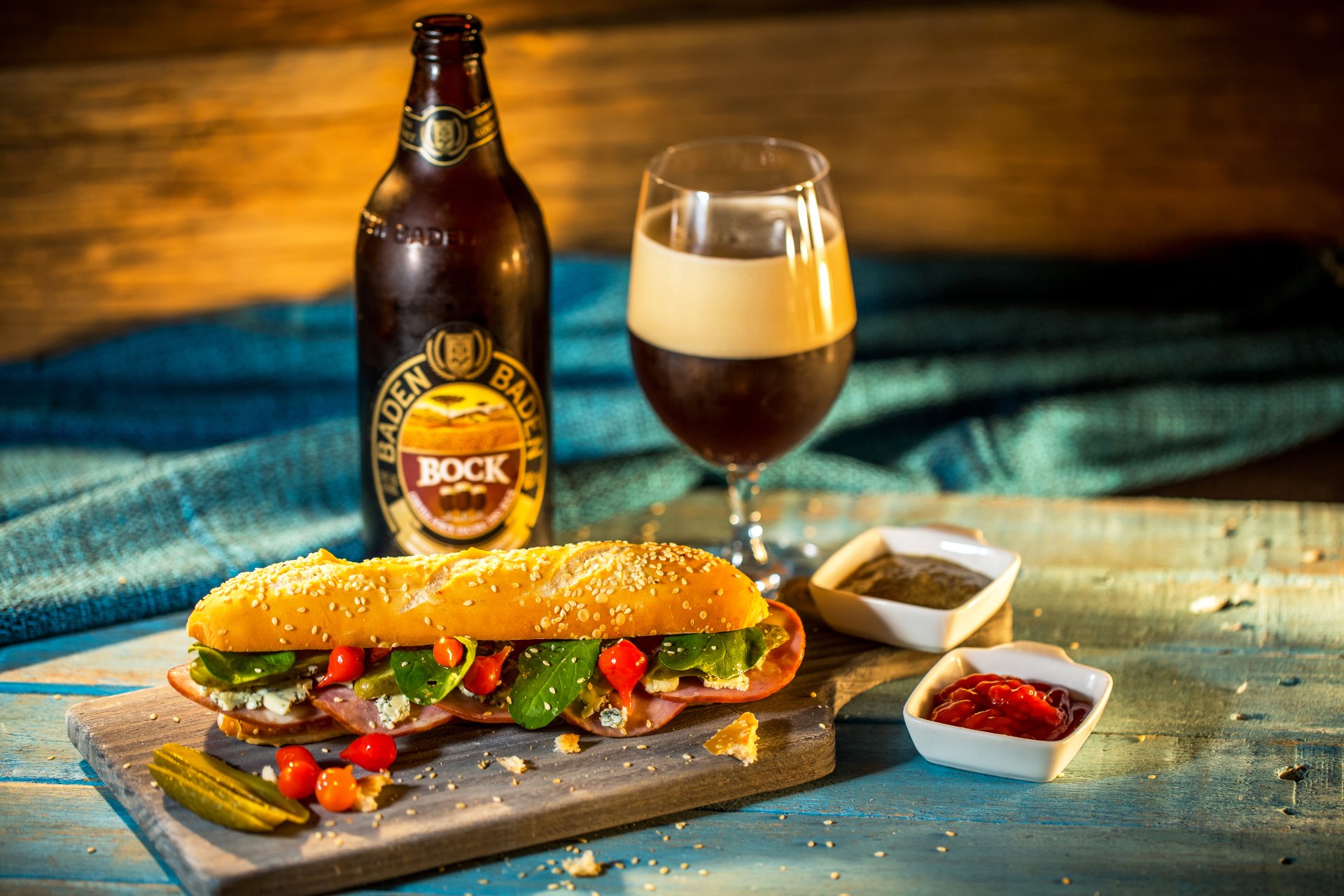 2K Quad HD: Craft Beer & Gourmet Sandwich Wallpaper | 3750x2500 ...
