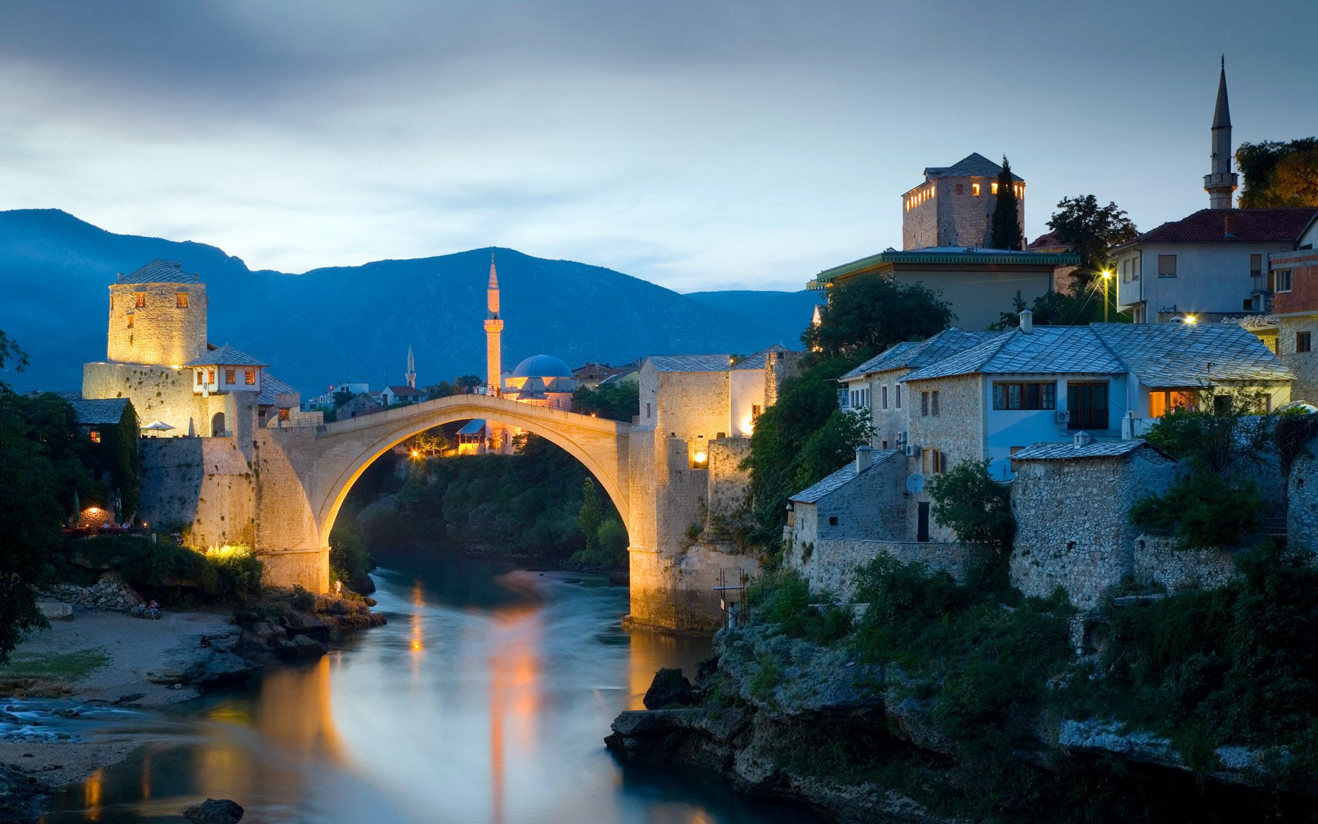 Download River Croatia Bridge Building Man Made Town HD Wallpaper