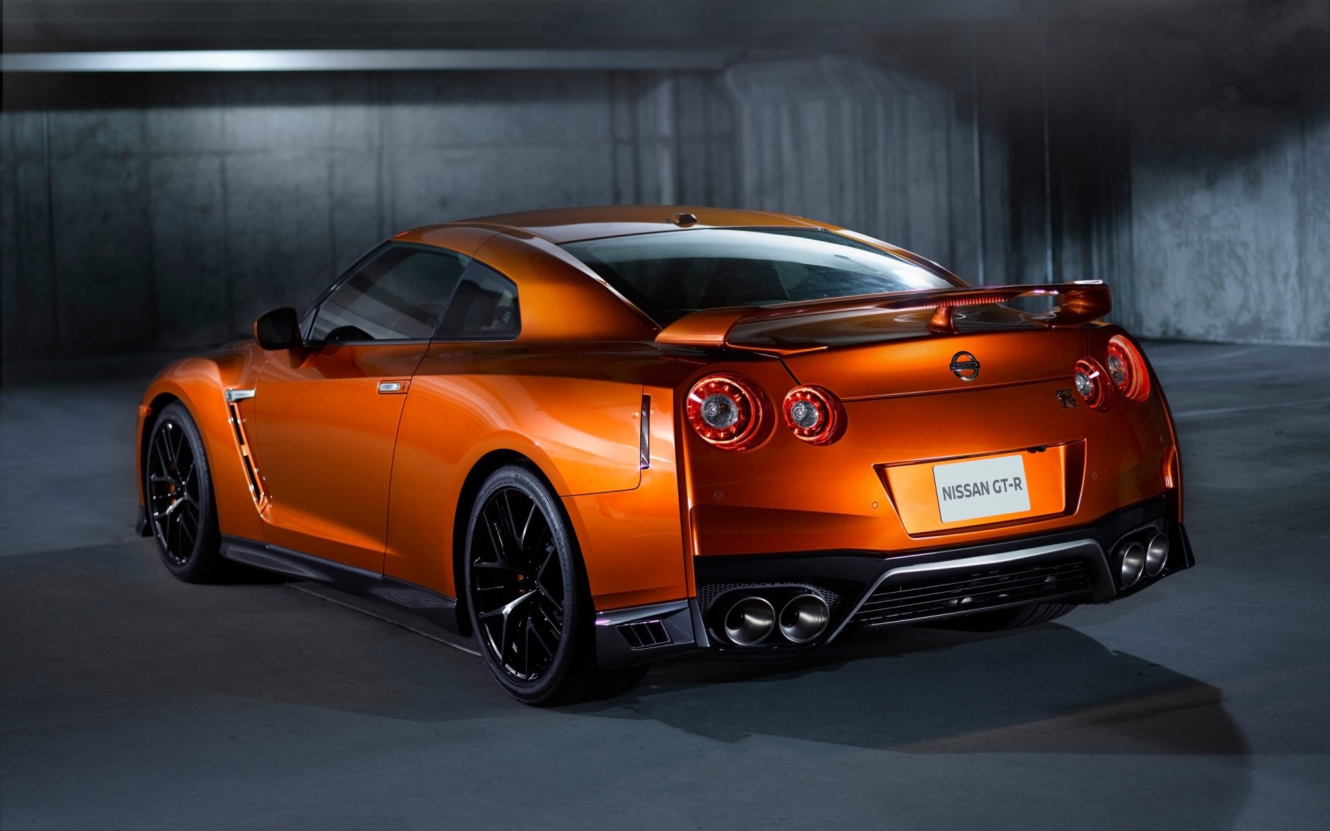 Nissan GT-R in Stunning HD – The Ultimate Sports Car Wallpaper