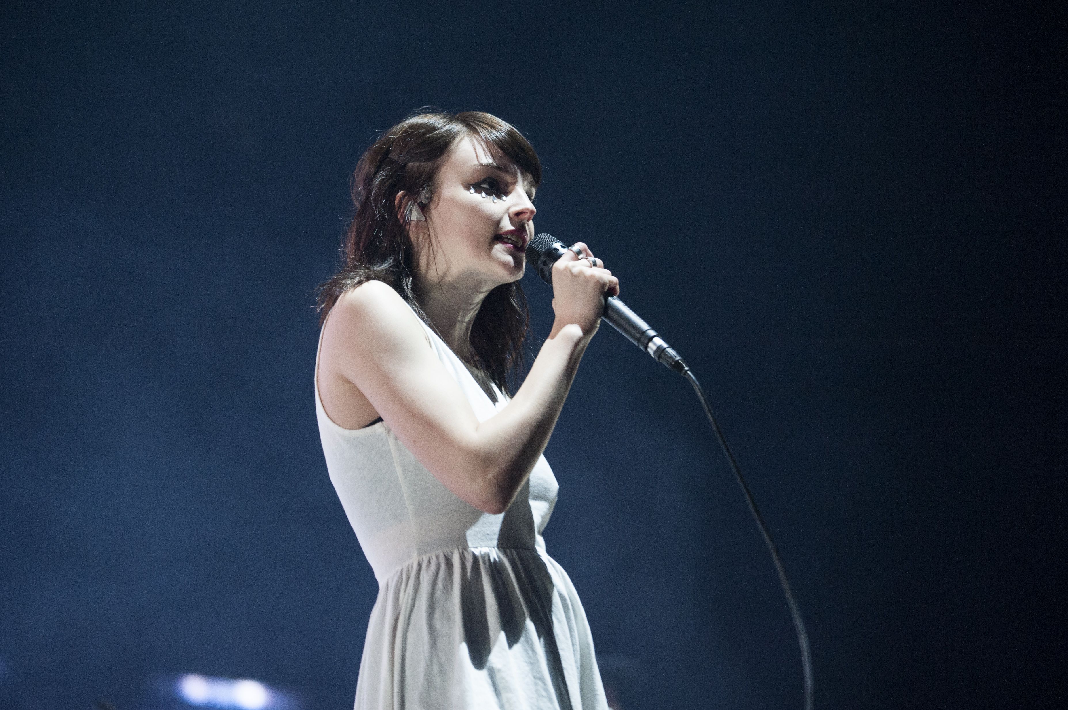Download Music CHVRCHES HD Wallpaper