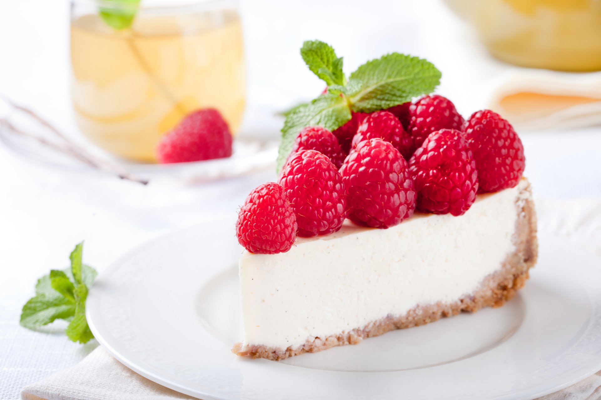 Raspberry Cheesecake Bliss — 5K Ultra HD Wallpaper