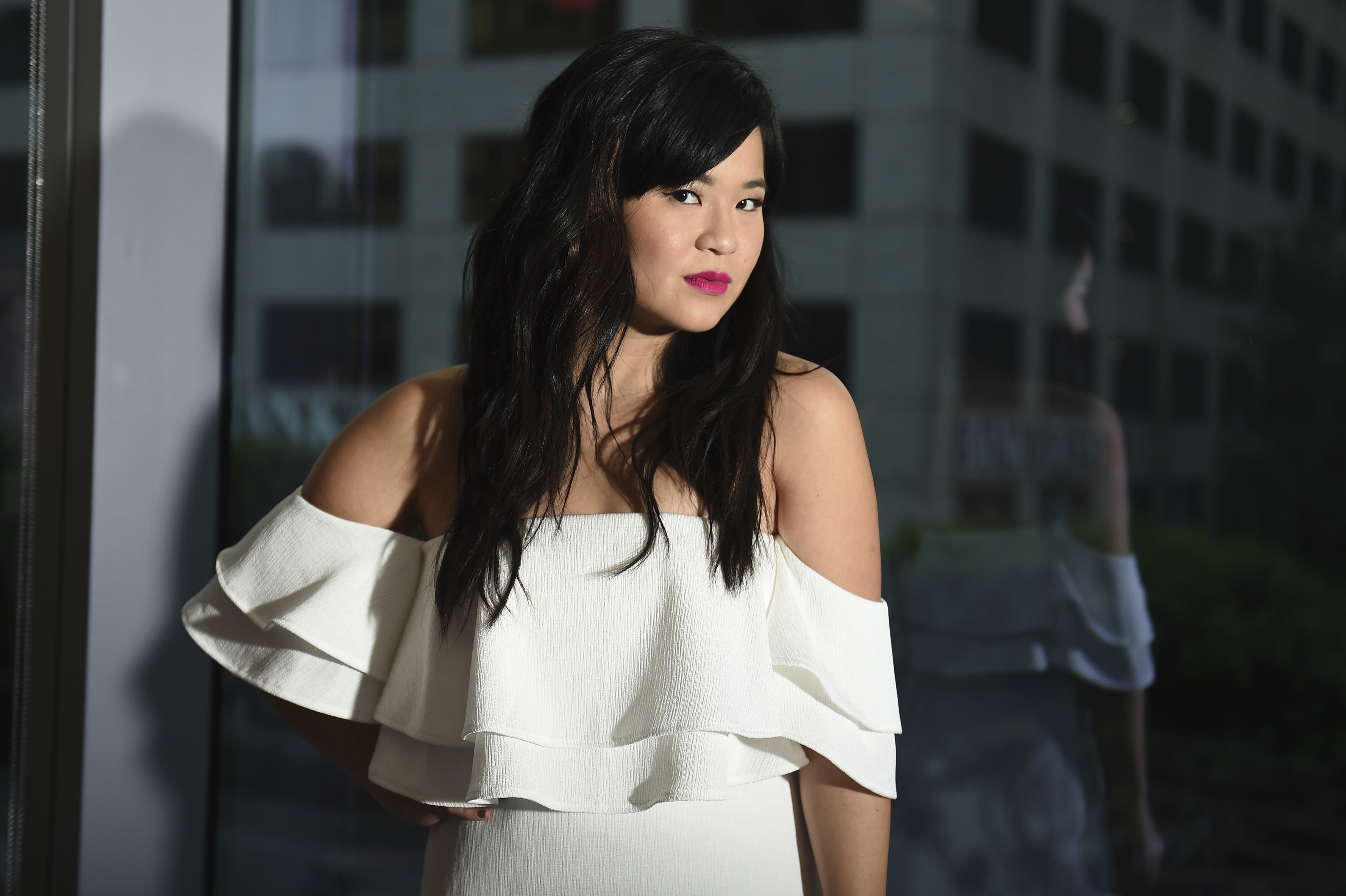 Download Close-up Face Long Hair Black Hair Brown Eyes Actress ...