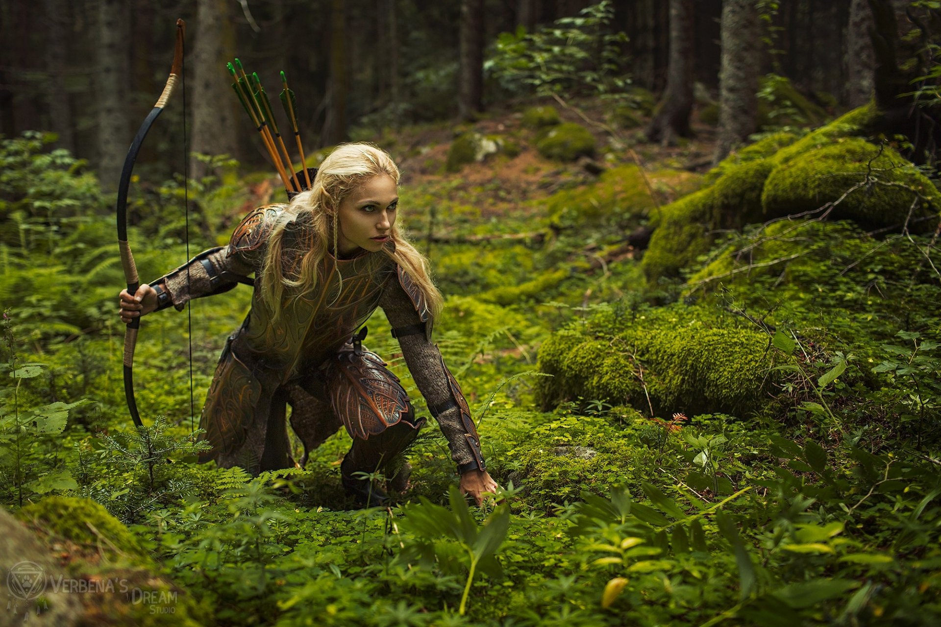 Epic Forest Huntress: Stunning Woman Cosplay HD Wallpaper by Verbena's ...
