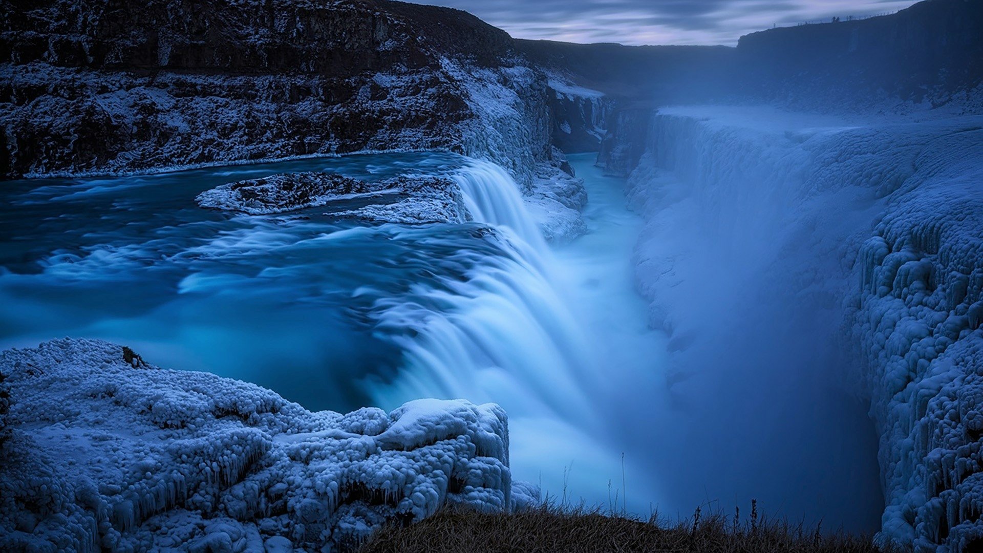 Mountain Cascade HD Wallpaper