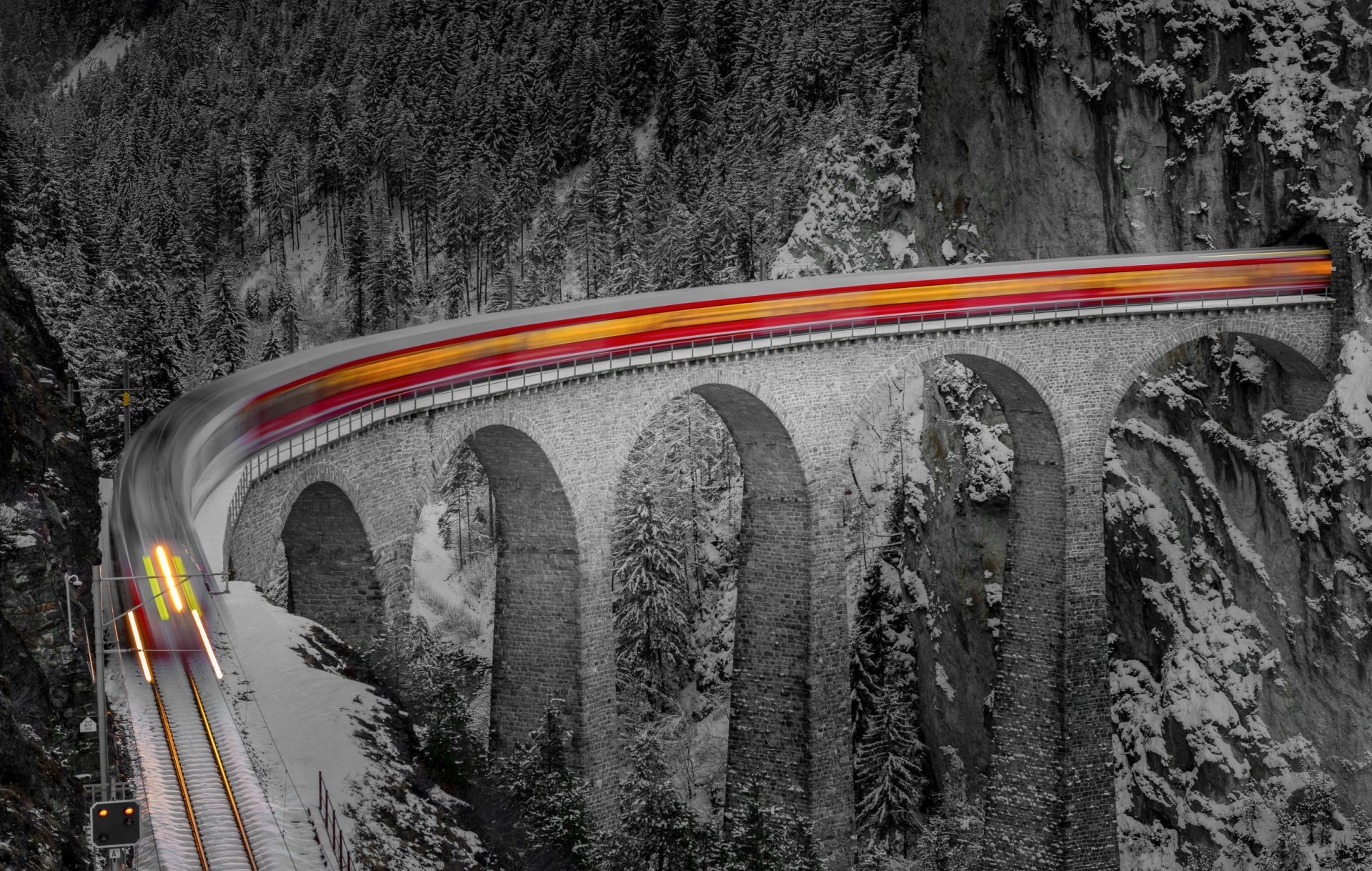 Winter Train Time-Lapse Over Scenic Bridge HD Wallpaper | 2500x1587 ...