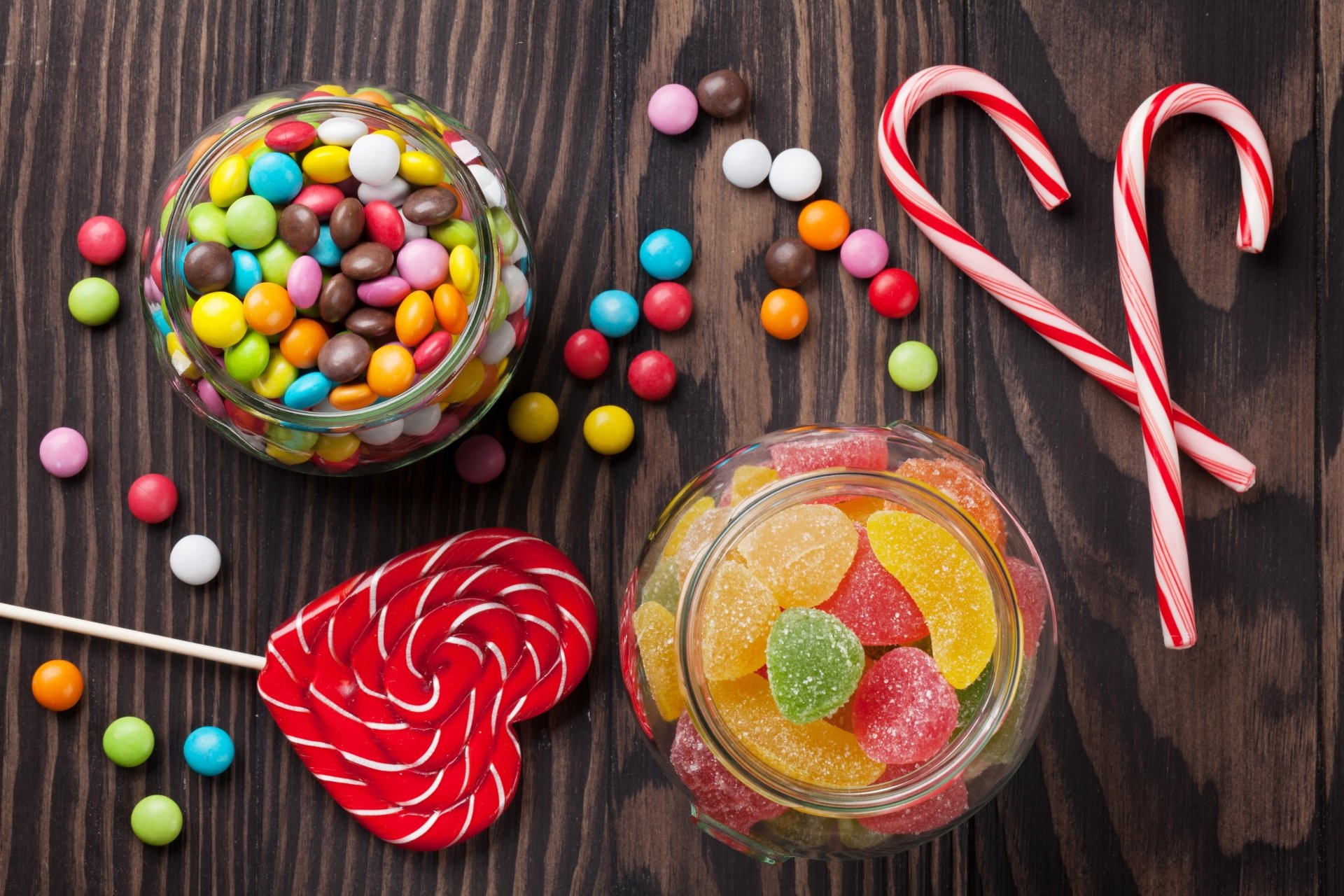 Sweet Treats Delight: Colorful Candy Cane & Lollipops in Ultra HD