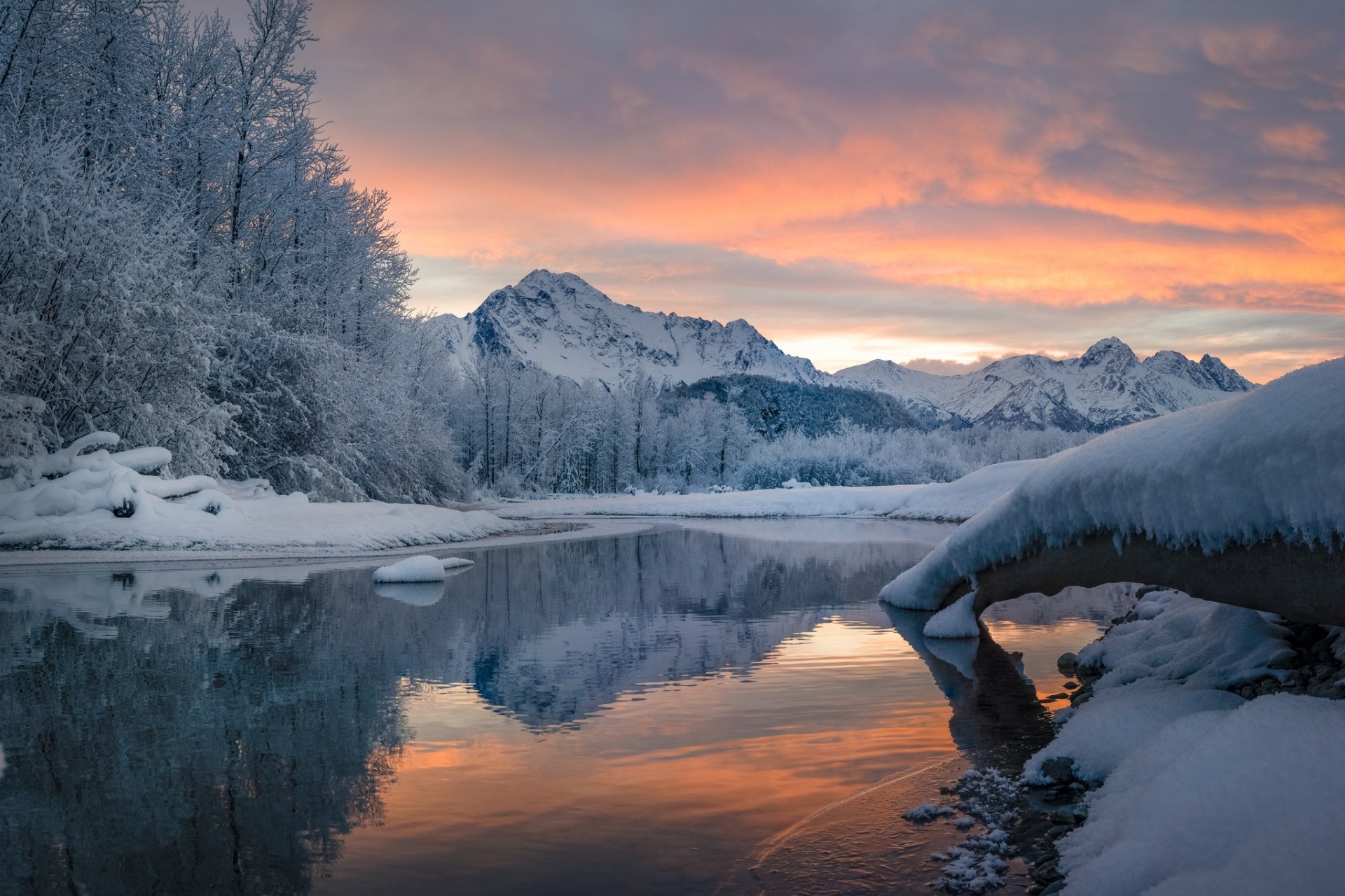 Winter’s Silent Reflection: Stunning Snow-Covered Nature HD Wallpaper