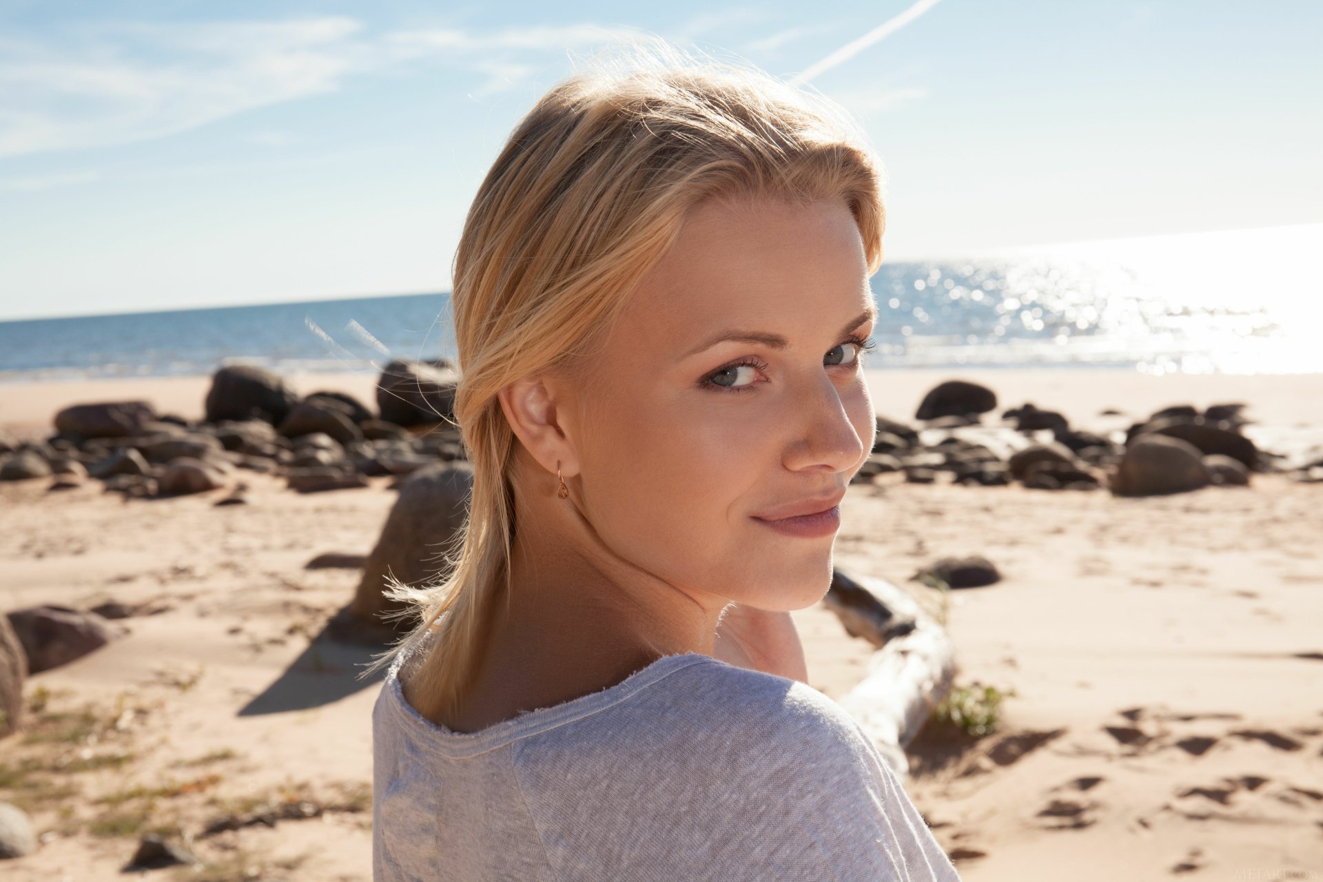 Download Depth Of Field Blonde Blue Eyes Smile Woman Model 4k Ultra HD ...